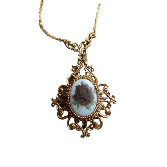 Florenza | Jewelry | Vintage Florenza Victorian Revival Cameo Antiqued ...